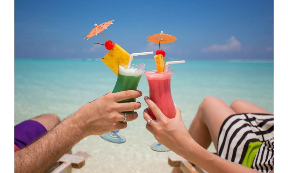 COCKTAIL FUN TODAY – Country Wine & Spirits